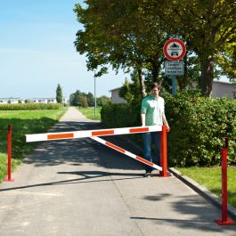 Swing Gate (Manual), 4.5m boom. Hi-Vis, Galvanised & Powder coated ...